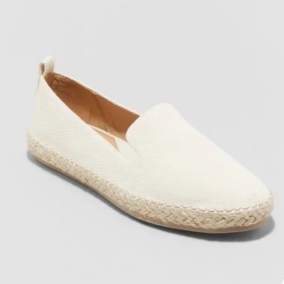 Universal Thread | Shoes | Universal Thread Womens Cream Riley Loafers ...